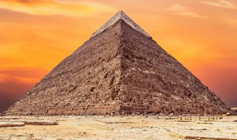 Piramide di Chefren: Storia e Guida alla Visita 2026